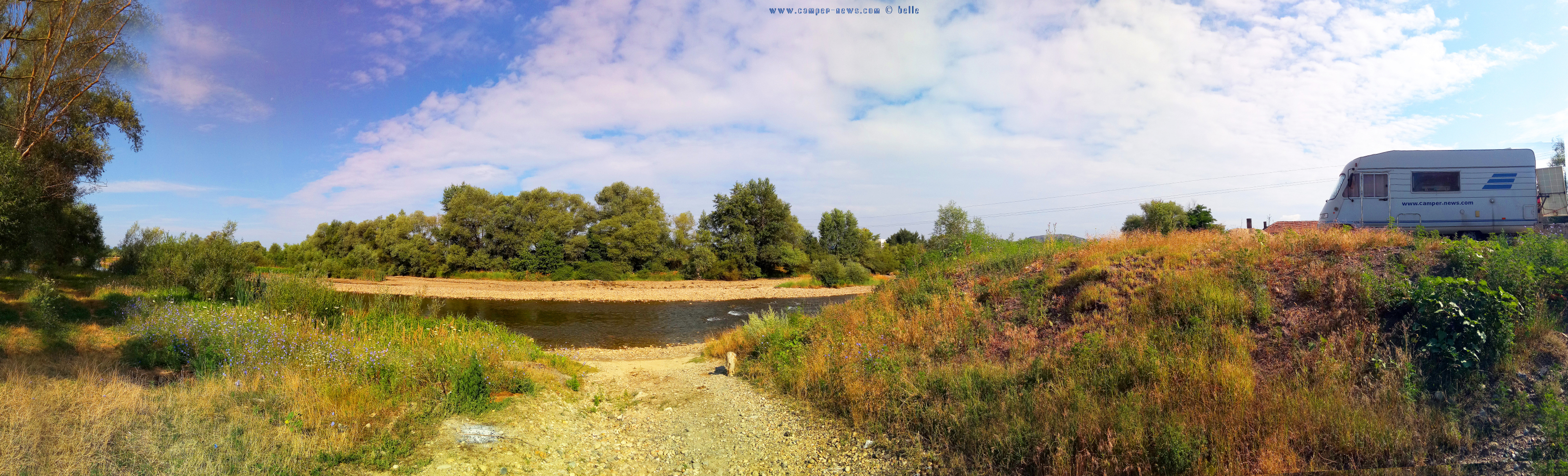 Romania – Transylvania – Hunedoara – Simeria – Simeria Veche – River ...